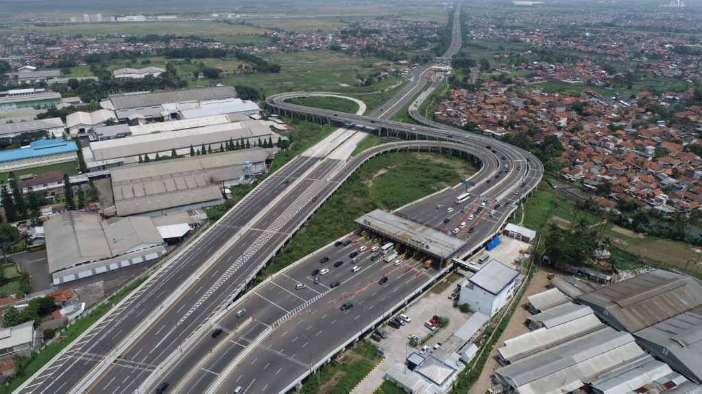 Pantauan Volume Lalu Lintas Transaksi Gerbang Tol Di Ruas Tol Jabotabek dan Jawa Barat pada ...